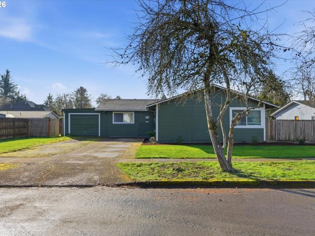 704 e pinehurst dr