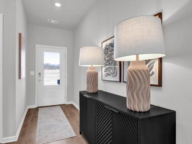 704 Edgemont Circle