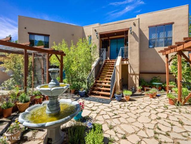 704 El Camino Corvo Ln, Prescott, AZ 86301