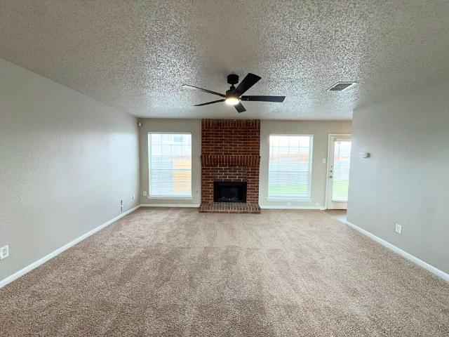 704 Inglewood Trail
