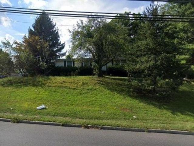 704 Laurel Rd, Lindenwold, NJ 08021