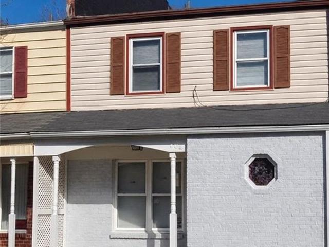 704 Lake Edward Dr, Virginia Beach, VA 23462