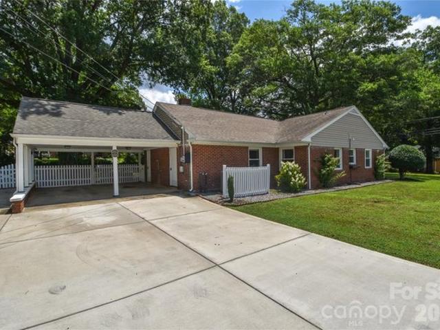 704 Lancaster Ave, Monroe, NC 28112