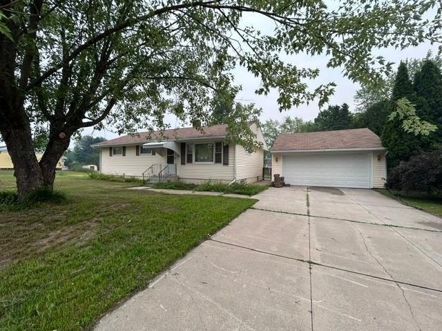 704 Maple Dr, Aurora, MN 55705