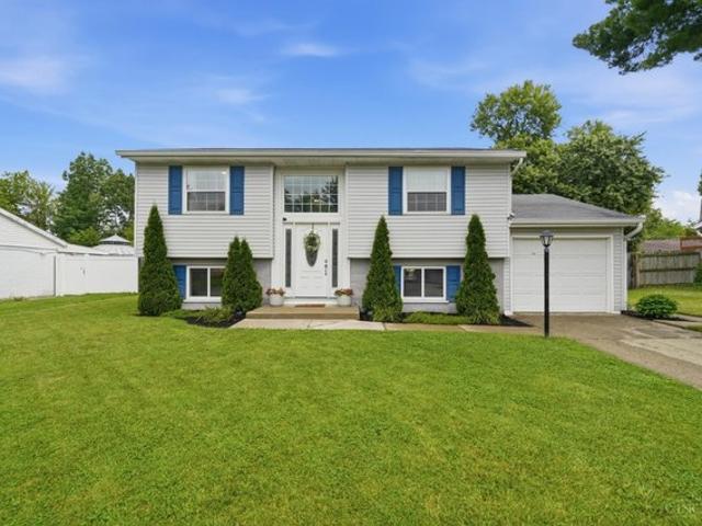 704 McCormick Ln, Union Township, OH 45245