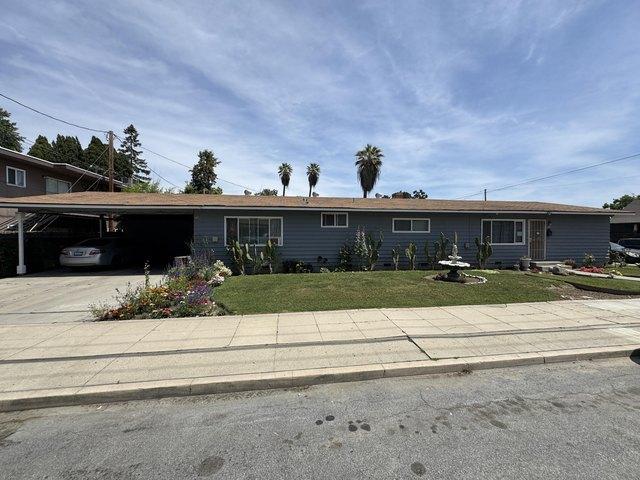 704 N Floral St, Visalia, CA 93291