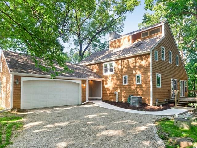 704 N Kaskaskia Dr, Dixon, IL 61021