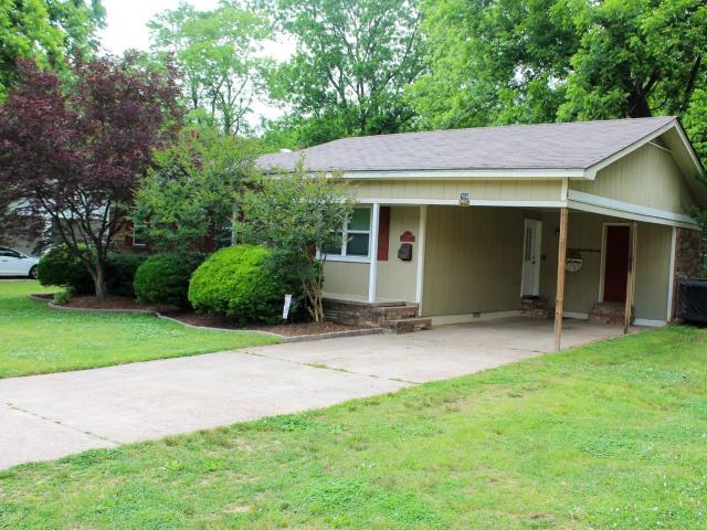 704 N Spruce