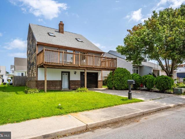 704 N Surf Road