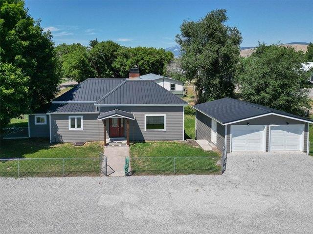 704 S 3rd Ave, Plains, MT 59859