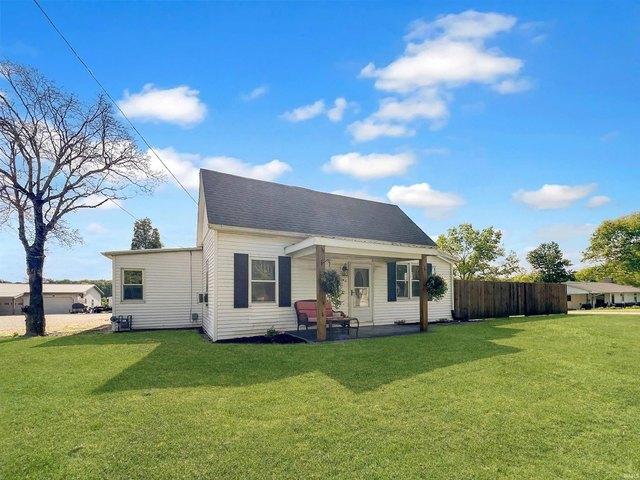 704 S Main St, Chrisney, IN 47611