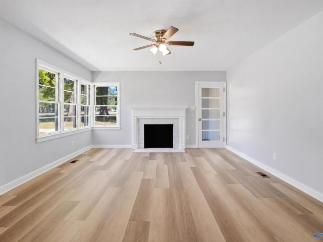 704 Somerville Road SE