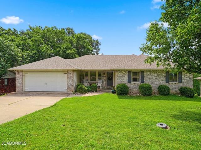 704 Shawn Dr, Jefferson City, MO 65109
