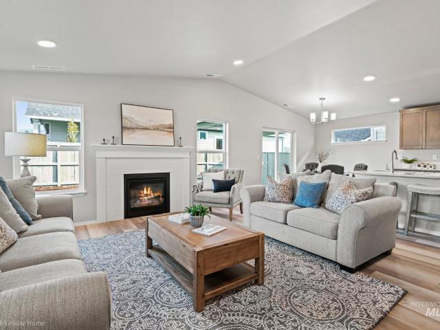 704 SW Mendenhall St 5/1