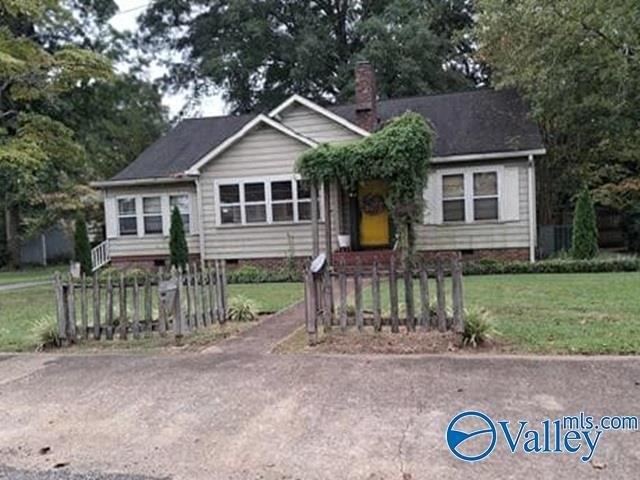704 Patrick St, Scottsboro, AL 35768