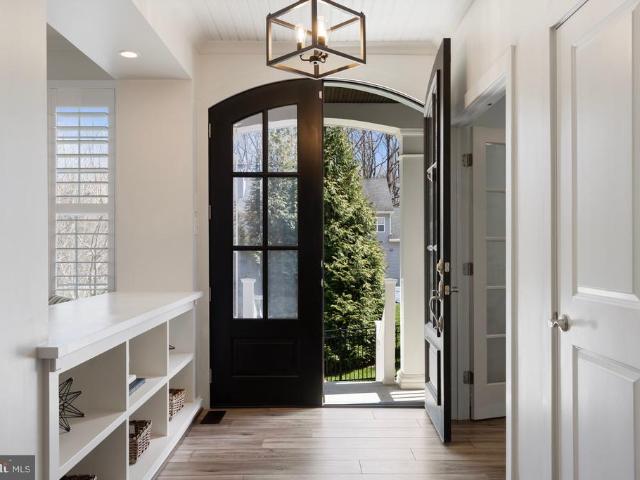 704 Roane Hollow Lane
