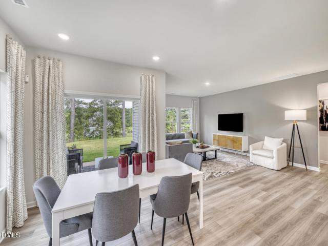 704 Red River Drive