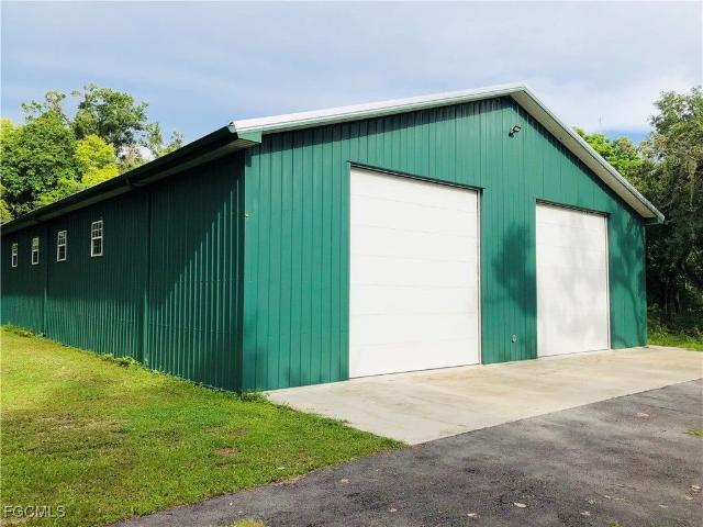 704 W 6th St, Lehigh Acres, FL