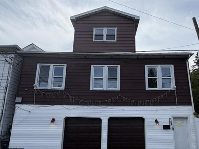 704 W 1st St, Hazleton, PA 18201