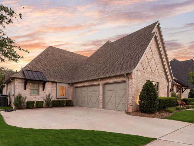 704 Winding Ridge Trail