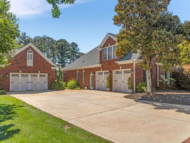 704 Tinsberry Ln, Inman, SC 29349