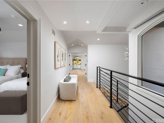 704 Via Lido Nord, Newport Beach, CA 92663 | MLS #NP25273