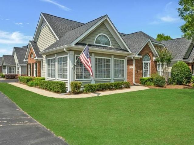 704 Village Ln, Roswell, GA 30075