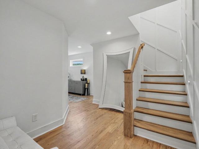 704B 29th AVE N