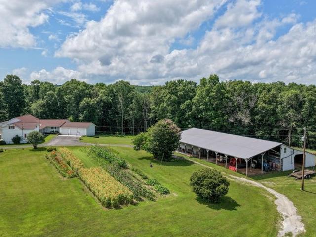 7055 Mooneyham Lonewood Rd, Spencer, TN 38585