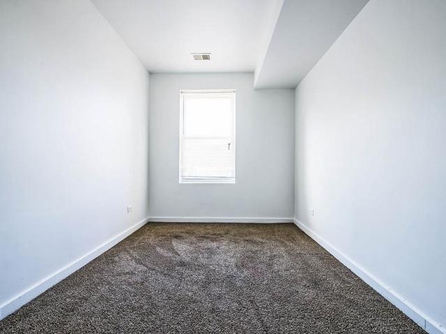 7055 S St Lawrence 2 Bedroom Apartment for Rent at 7055 S Saint Lawrence Ave, Chicago, IL 60637 Grand Crossing