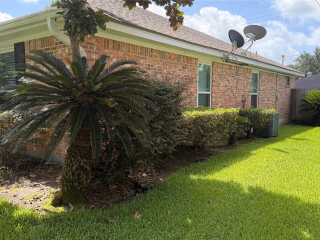 7055 Shanahan Drive