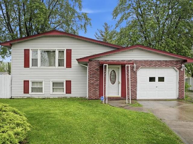 7055 Van Buren St, Merrillville, IN 46410