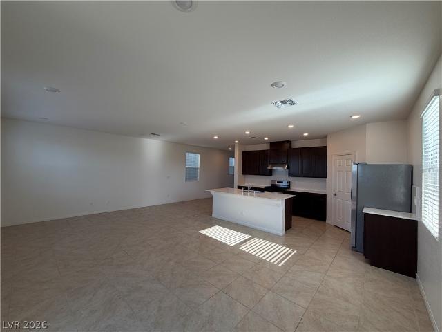 7056 Dandelion Park Avenue