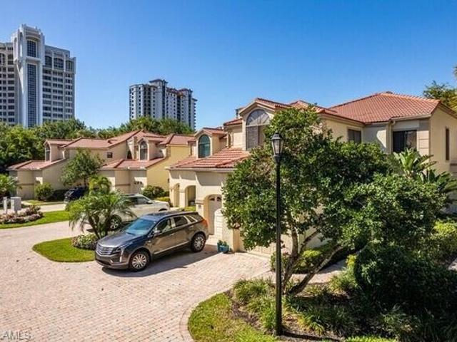 7056 Pelican Bay Blvd Unit B201, Naples, FL 34108