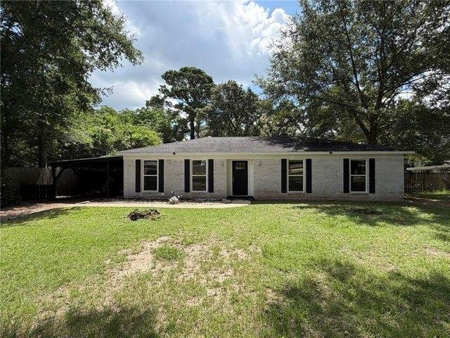 7057 Arbor Dr, Theodore, AL 36582
