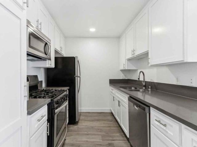 7057 Lanewood Ave 2 Bedroom Apartment for Rent at 7057 Lanewood Ave, Los Angeles, CA 90028 Central Hollywood