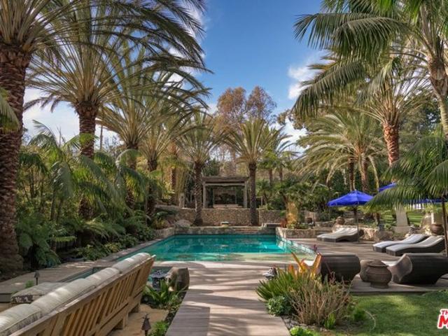 7059 Fernhill Dr, Malibu, CA 90265
