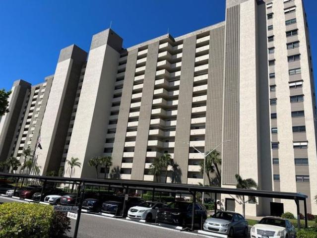 7050 Sunset Dr S #1001, South Pasadena, FL 33707