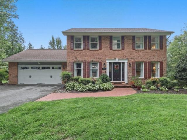 7050 Shadyside Dr, Mount Airy, MD 21771
