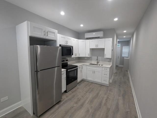 7050 W Higgins Avenue # 1E