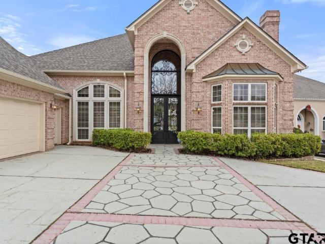 7050 Walden Dr, Tyler, TX 75703 | MLS #26007