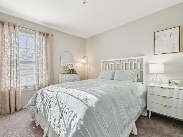 7050 7136 Ducketts Lane 1 Bedroom Apartment for Rent at 7050 Ducketts Ln, Elkridge, MD 21075 Elkridge