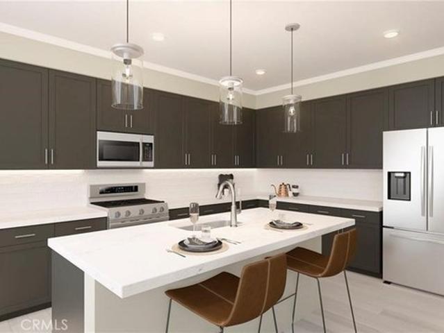 7051 Milton Ave, Hesperia, CA 92345