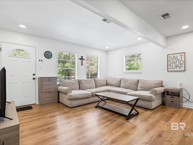 7051 cambridge drive