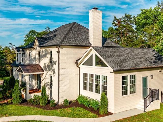 7052 N Lake Dr, Brentwood, TN 37027