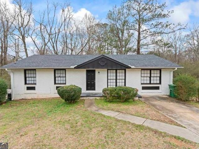 7053 Eunice Dr, Riverdale, GA 30274