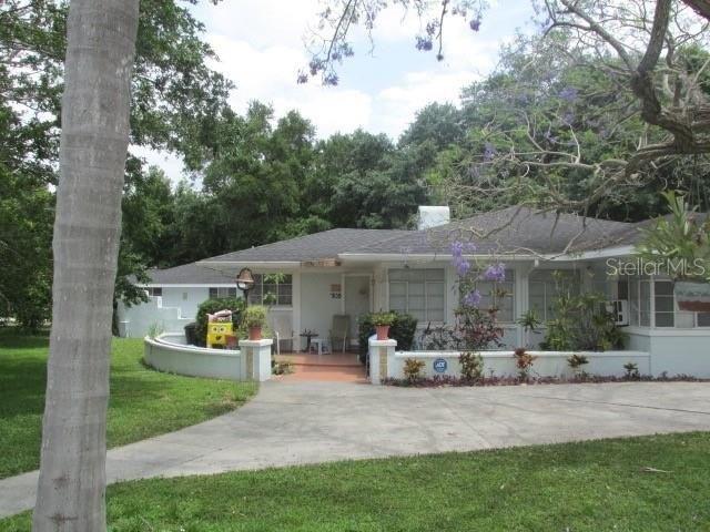 705 33rd Street Ct W Apt A, Bradenton, FL 34205