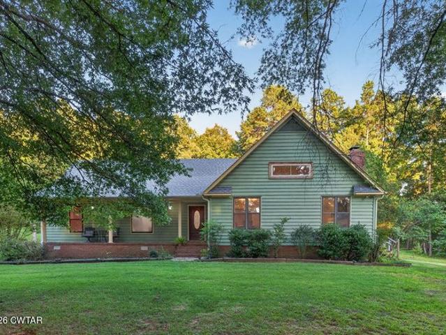 705 Cave Springs Rd, Henderson, TN 38340