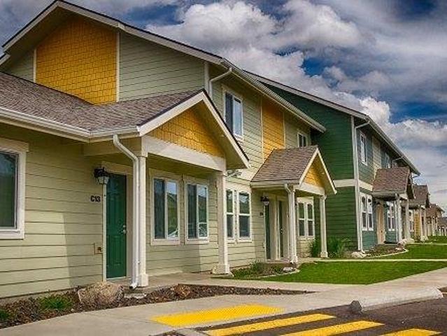 705 Central Ave. North, 3 beds, 1 full bath