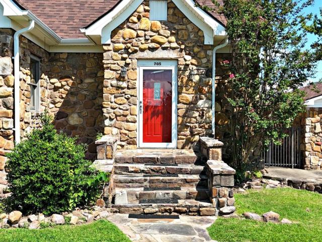 705 Church Avenue
